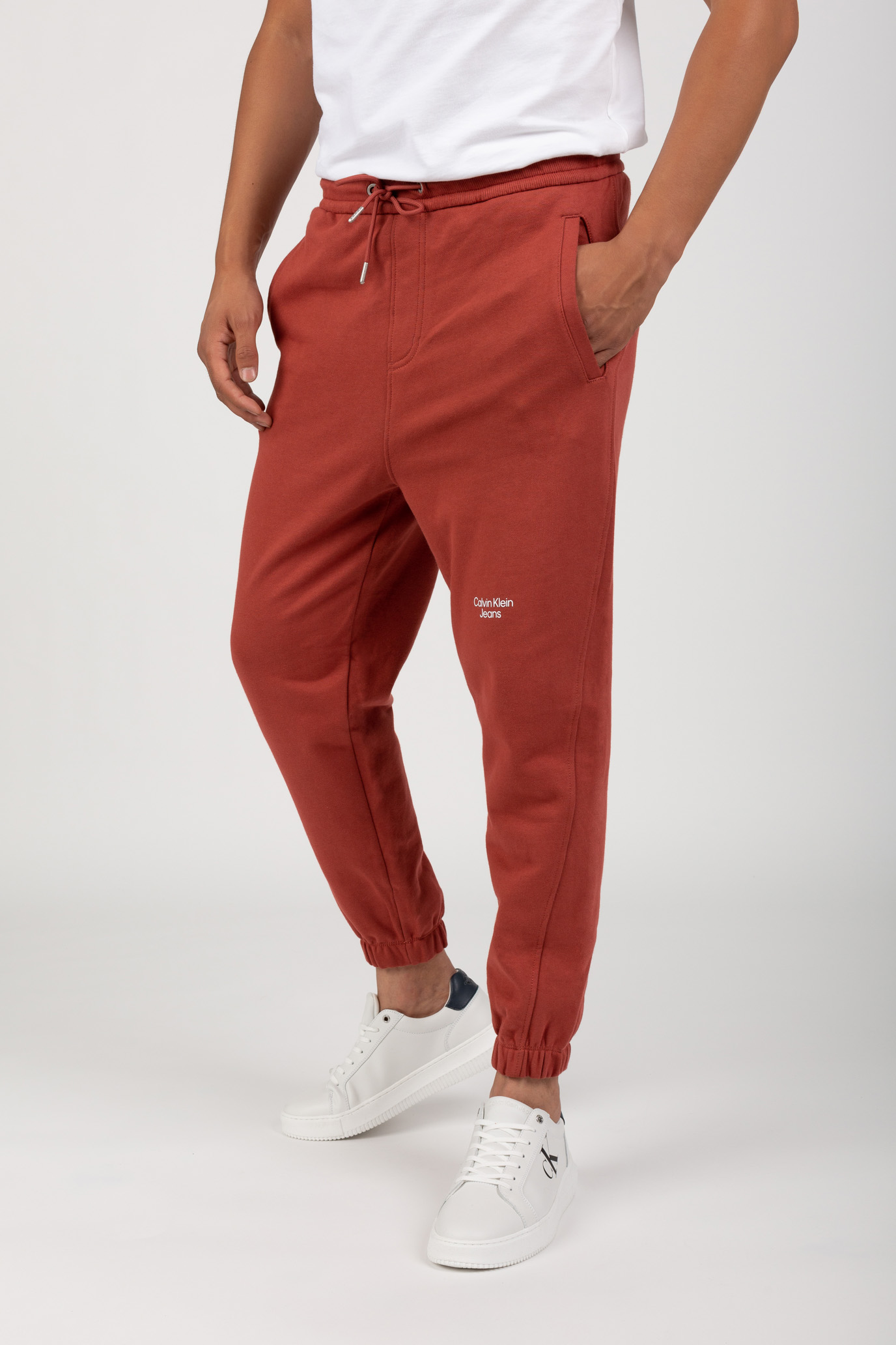Штаны спортивные STACKED LOGO HWK PANT Calvin Klein Jeans J30J320590 ...