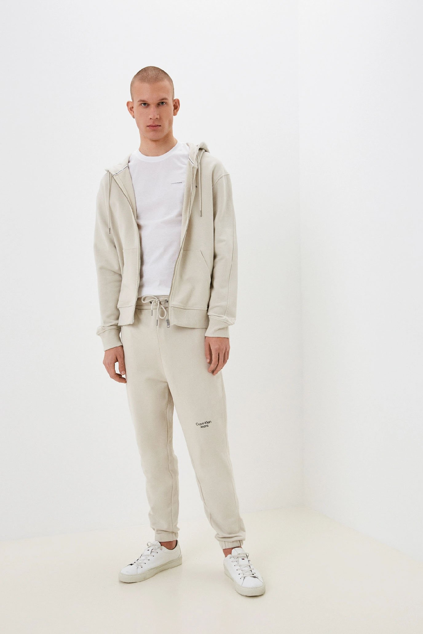 Штаны спортивные STACKED LOGO HWK PANT Calvin Klein Jeans J30J320590 ...