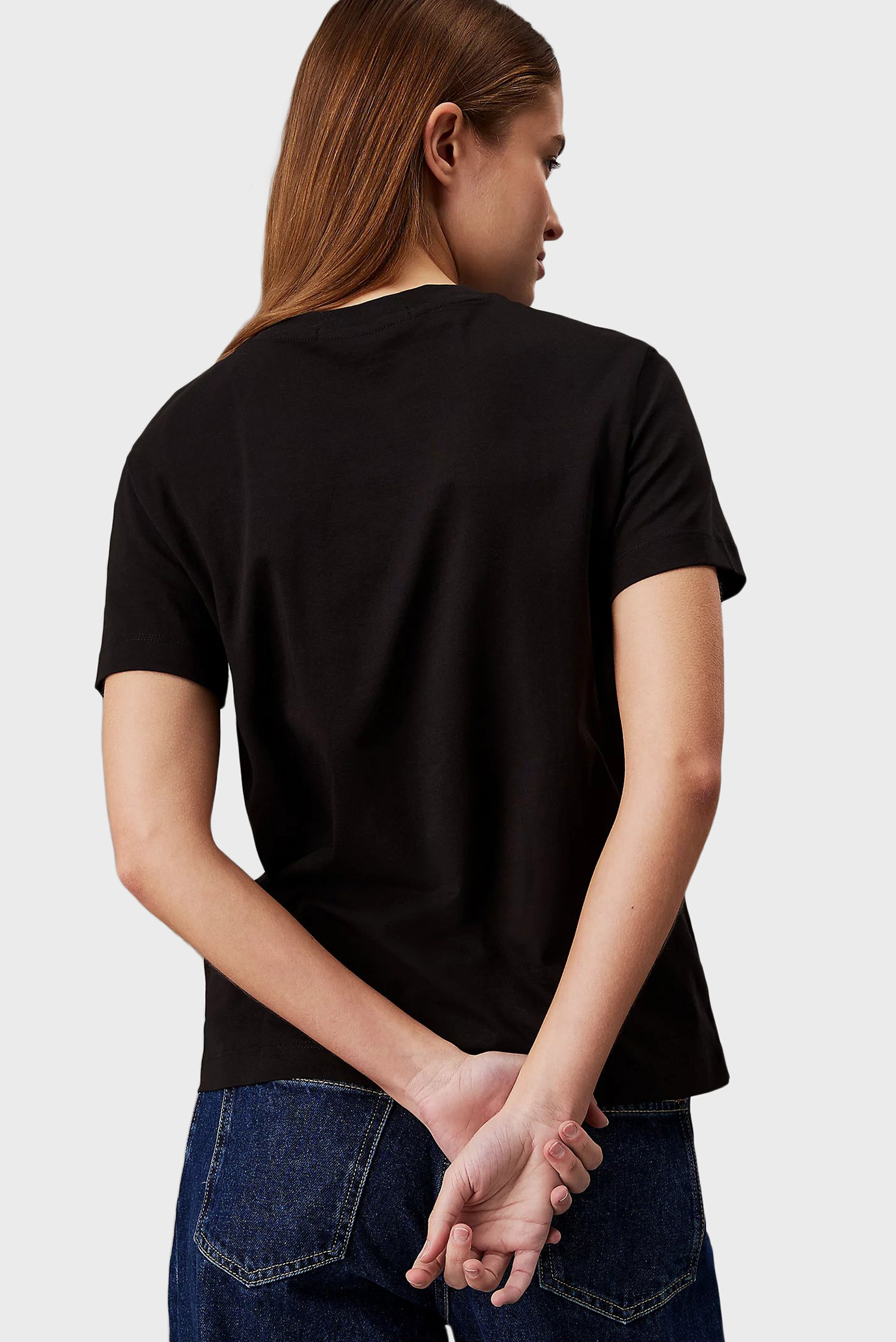 Женская черная футболка OUTLINED CK REGULAR TEE Calvin Klein Jeans ...